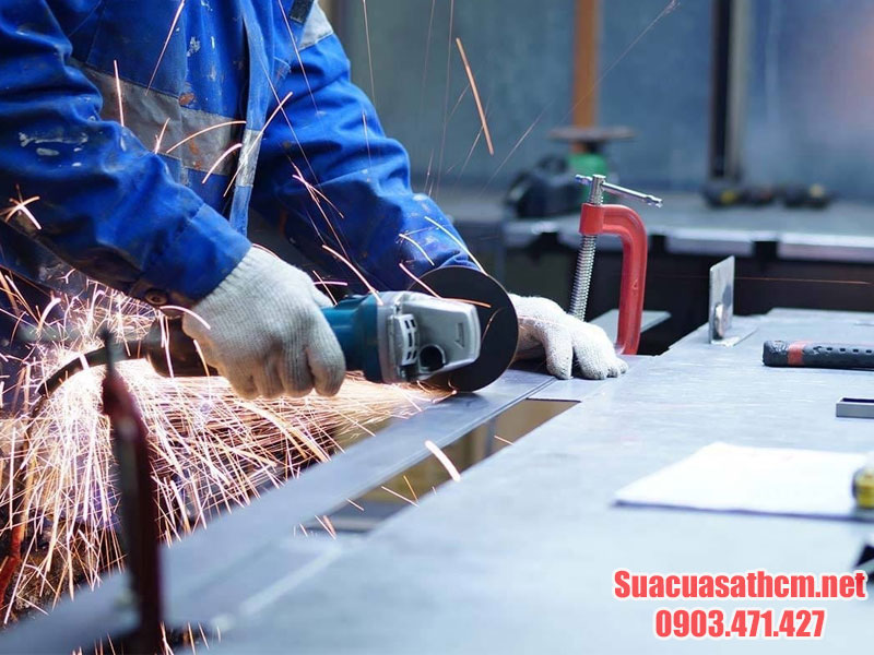 Thợ Hàn Khung Sắt Chuyên Nghiệp, Giá Tốt Tận Nơi